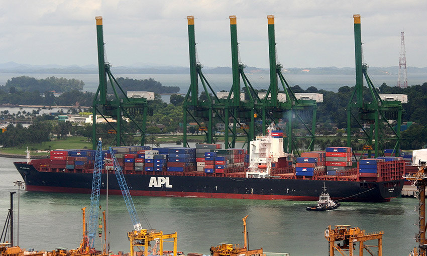 Containers overboard from APL England