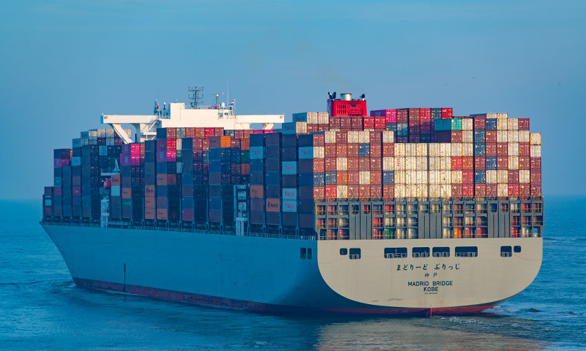 Container collapse reported on Madrid Bridge